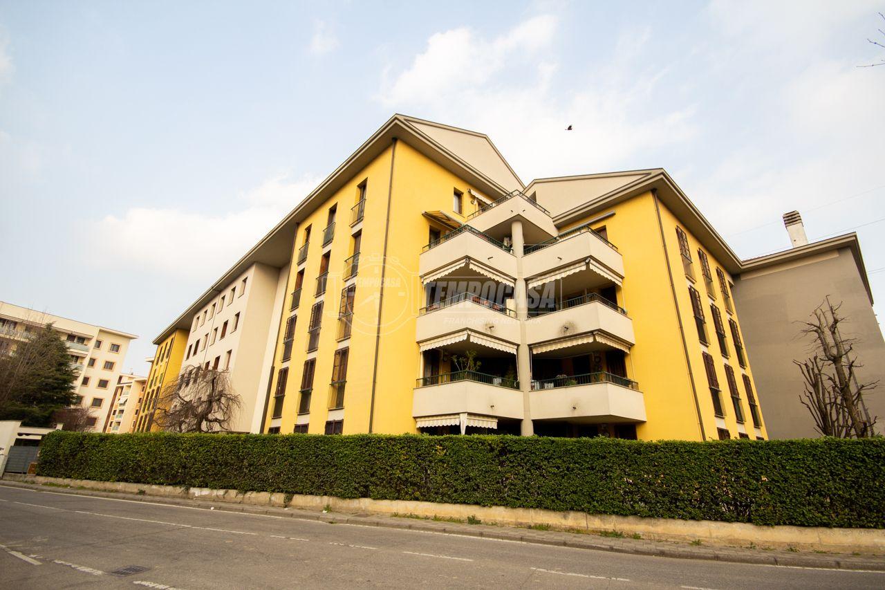 Bilocale in Via Monte Cervino, Brugherio