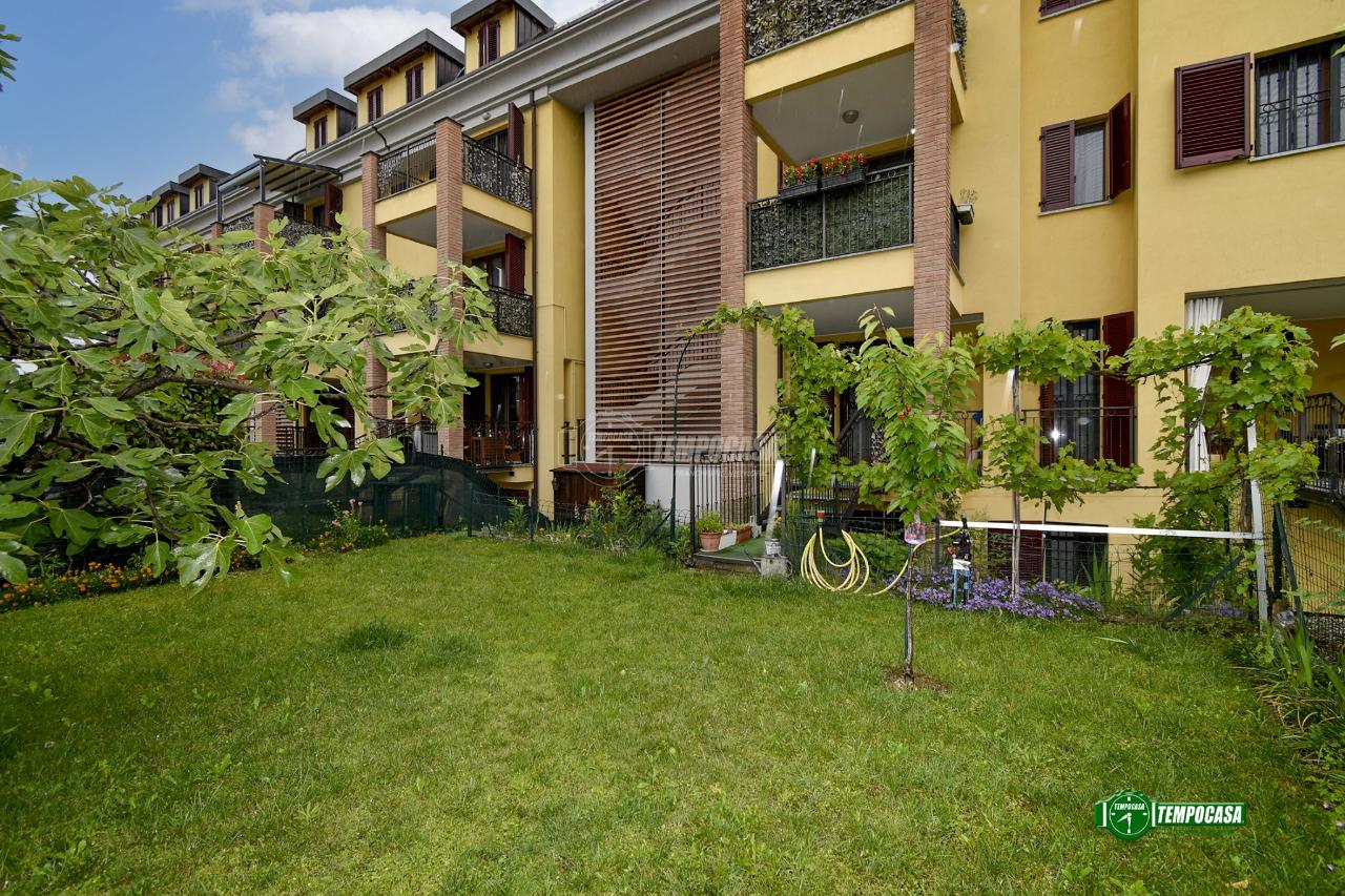 Trilocale in Via I' Maggio, Brugherio