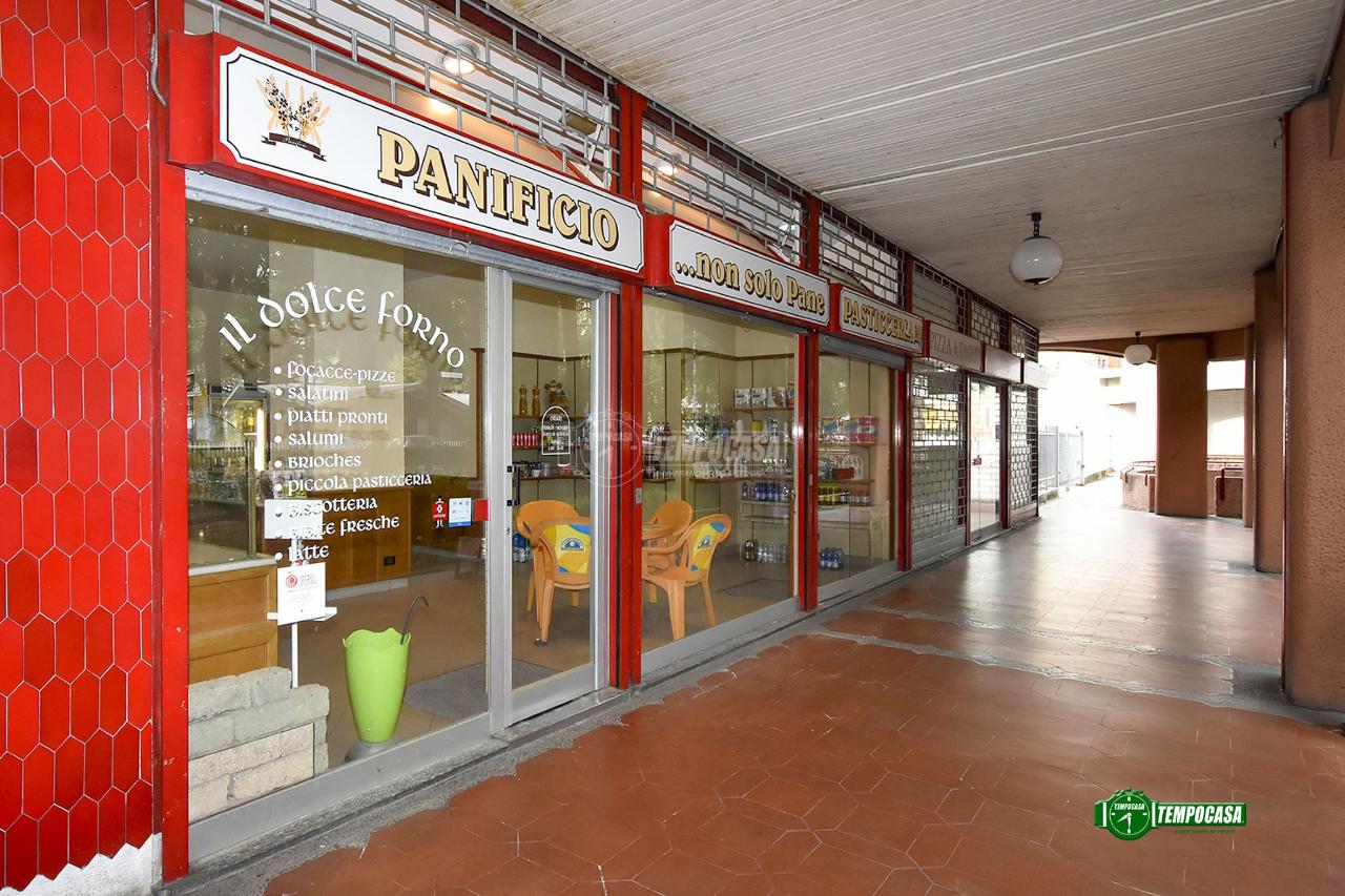 Negozio in vendita a Brugherio