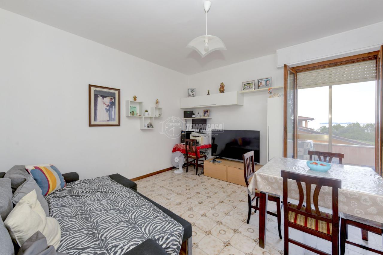 Appartamento in vendita a Desenzano Del Garda
