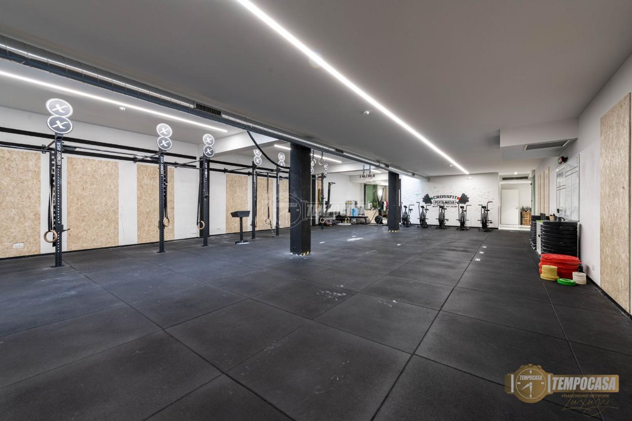 Negozio in vendita a Milano