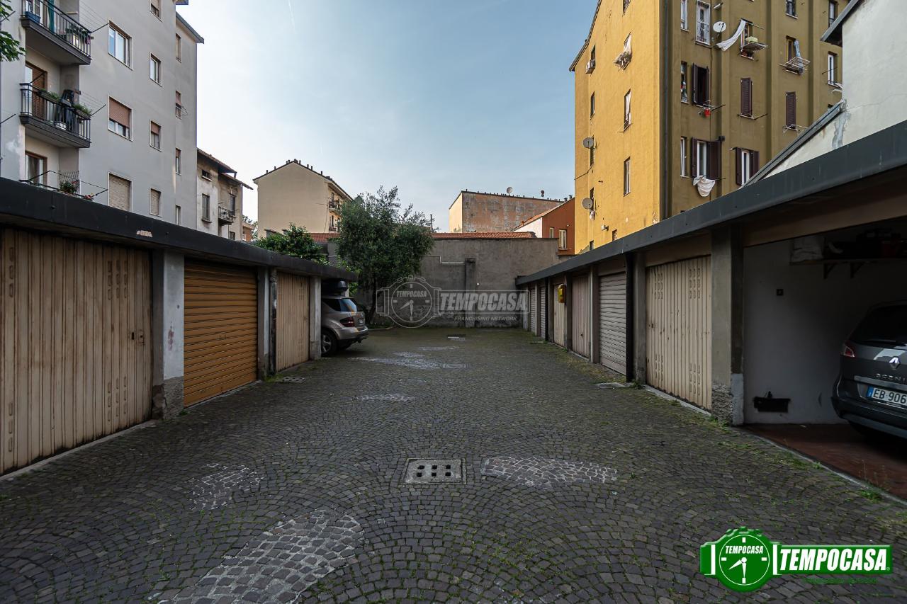 Box in vendita a Milano