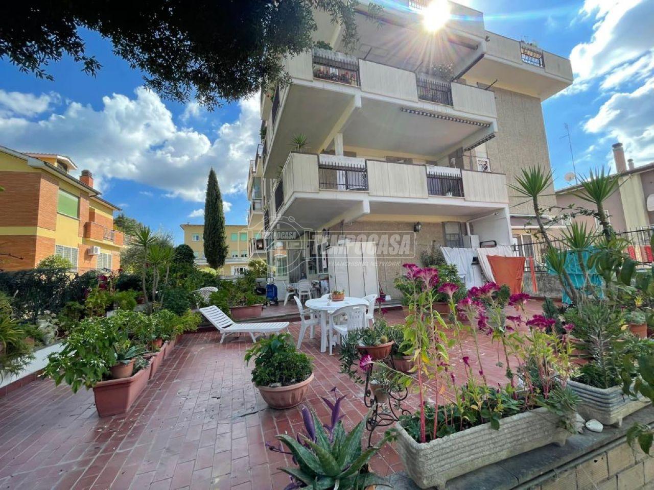Bilocale, Roma
