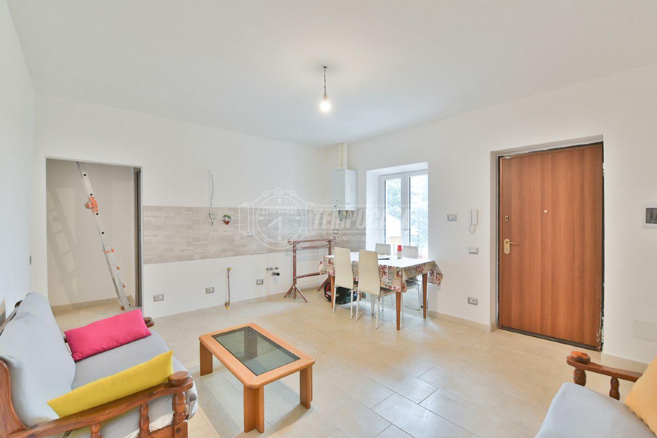 Appartamento in vendita a Cantu'