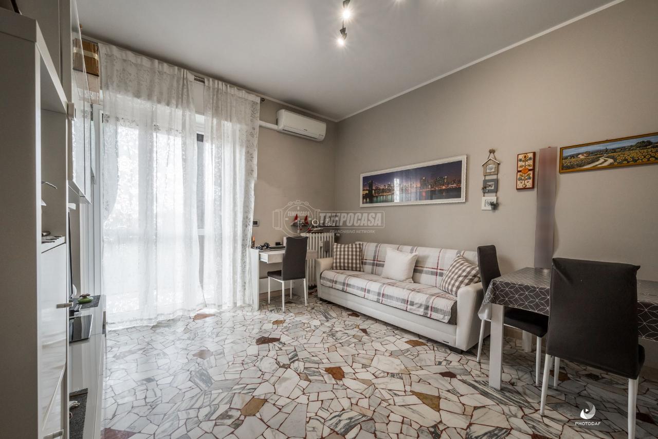 Appartamento in vendita a Trezzano Sul Naviglio