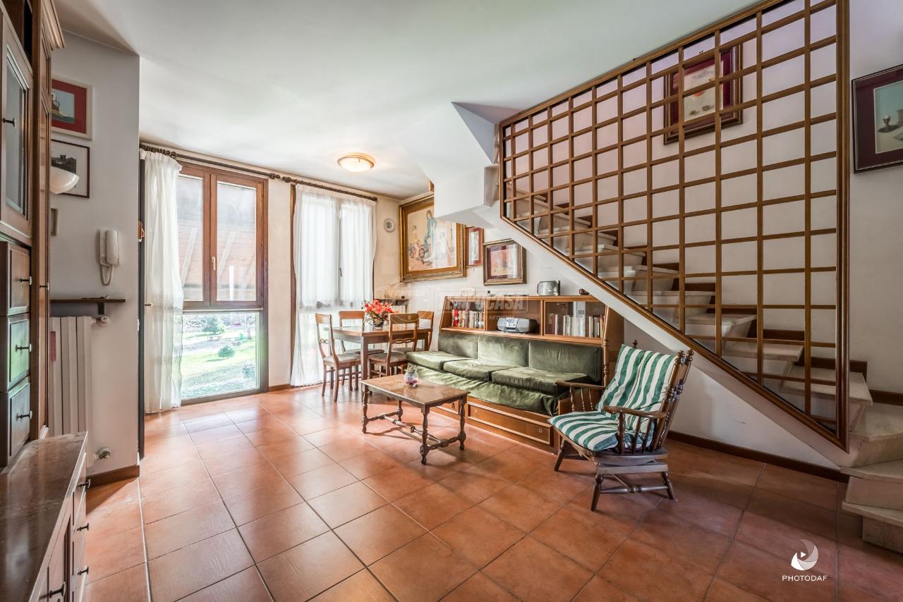 Appartamento in vendita a Trezzano Sul Naviglio