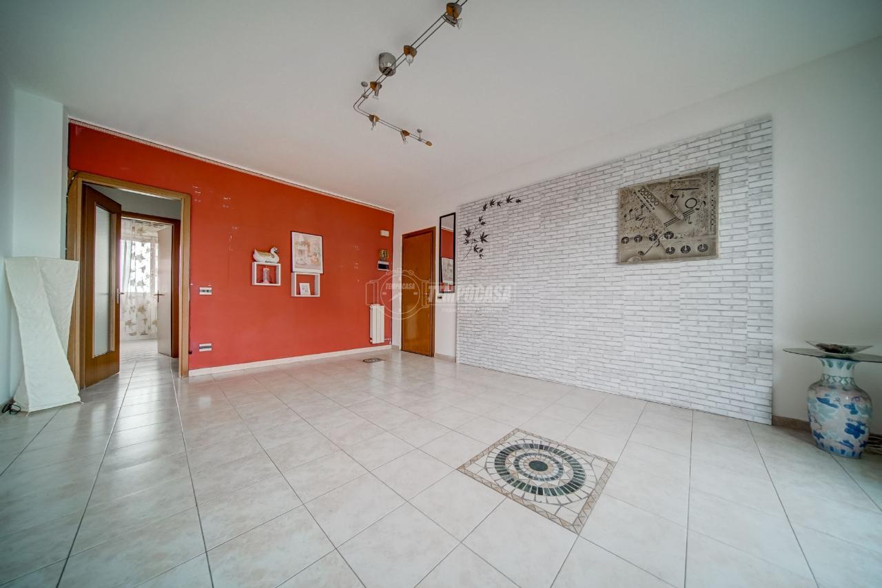 Appartamento in vendita a Cassano Magnago