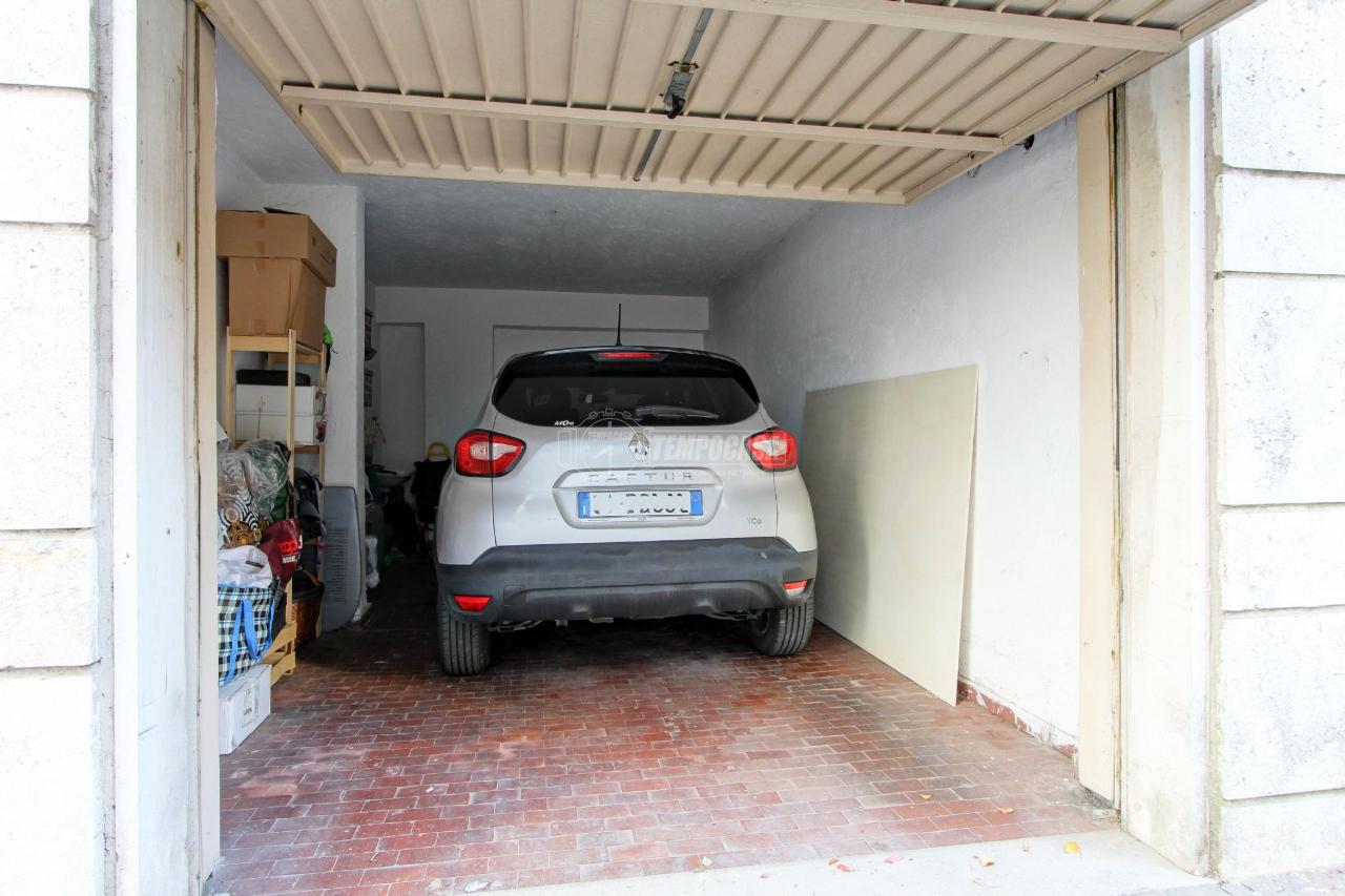 Box in vendita a Roma