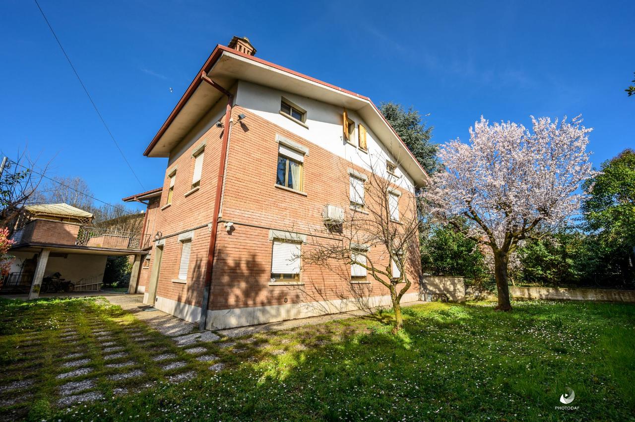 Villa a schiera in vendita a Castelvetro Di Modena