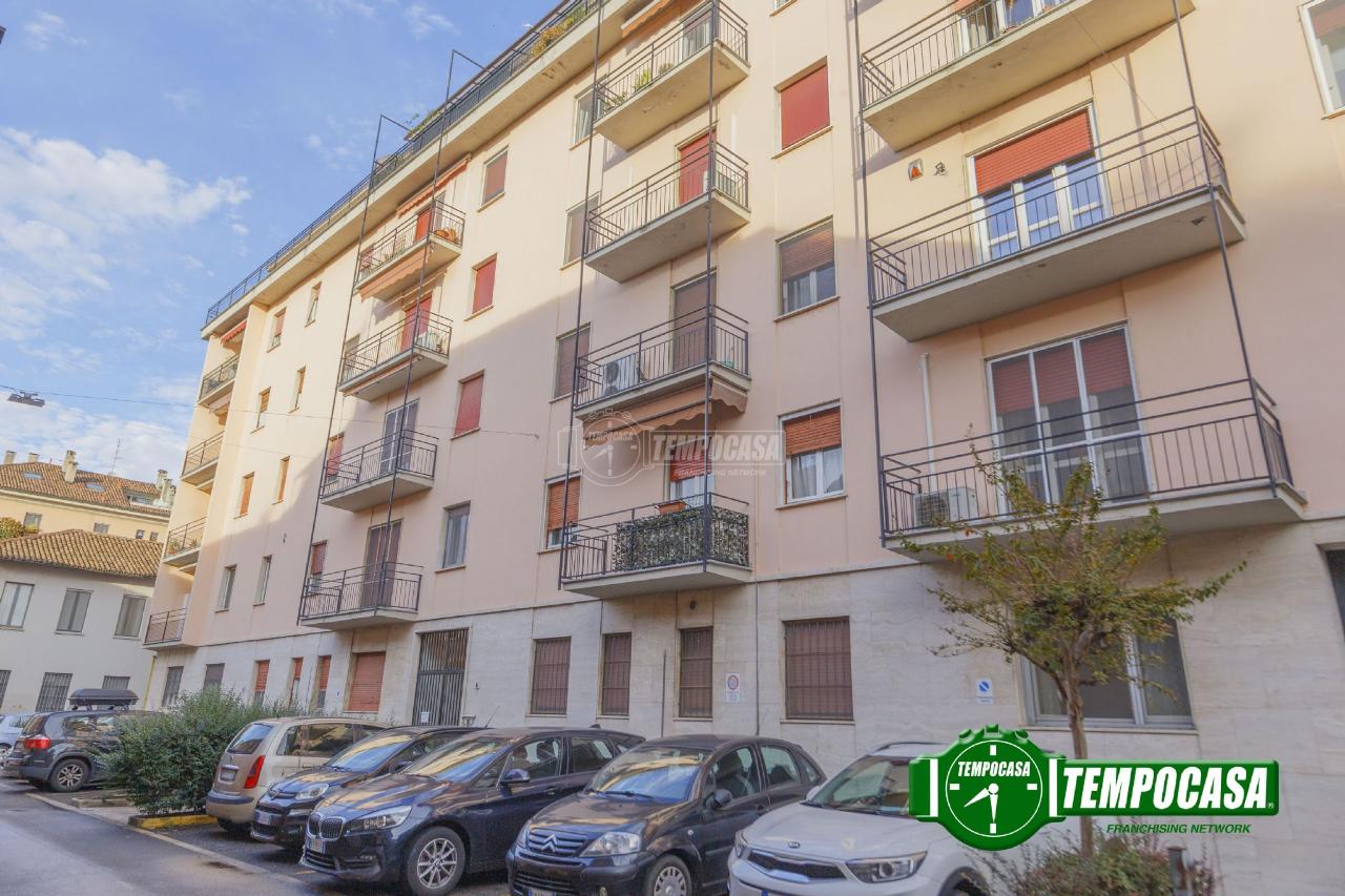 Appartamento in vendita a Pavia