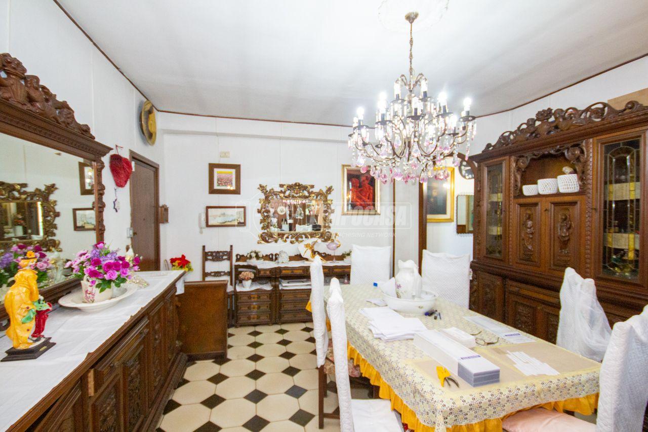 Appartamento in vendita a Cologno Monzese