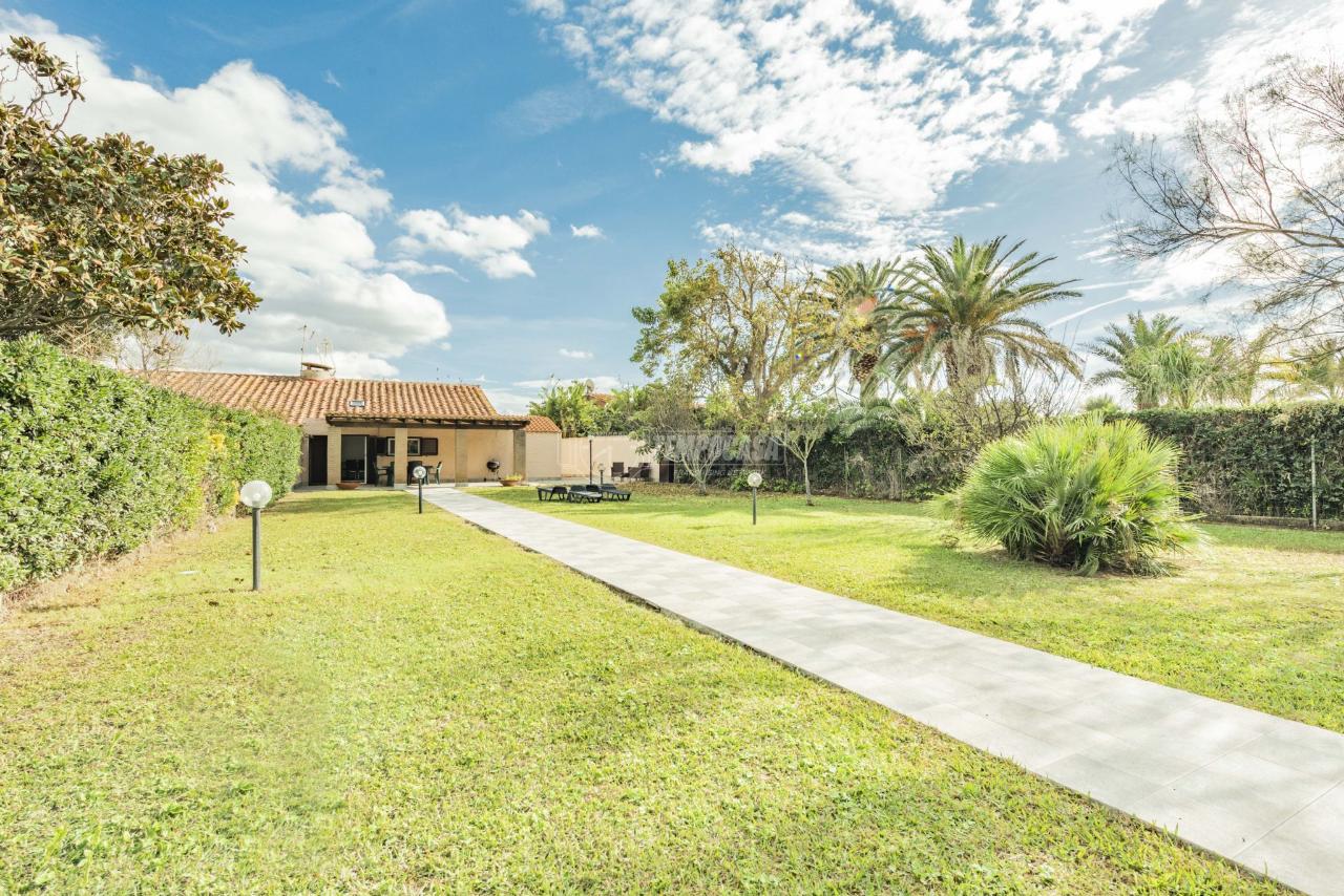 Villa a schiera in vendita a Ladispoli