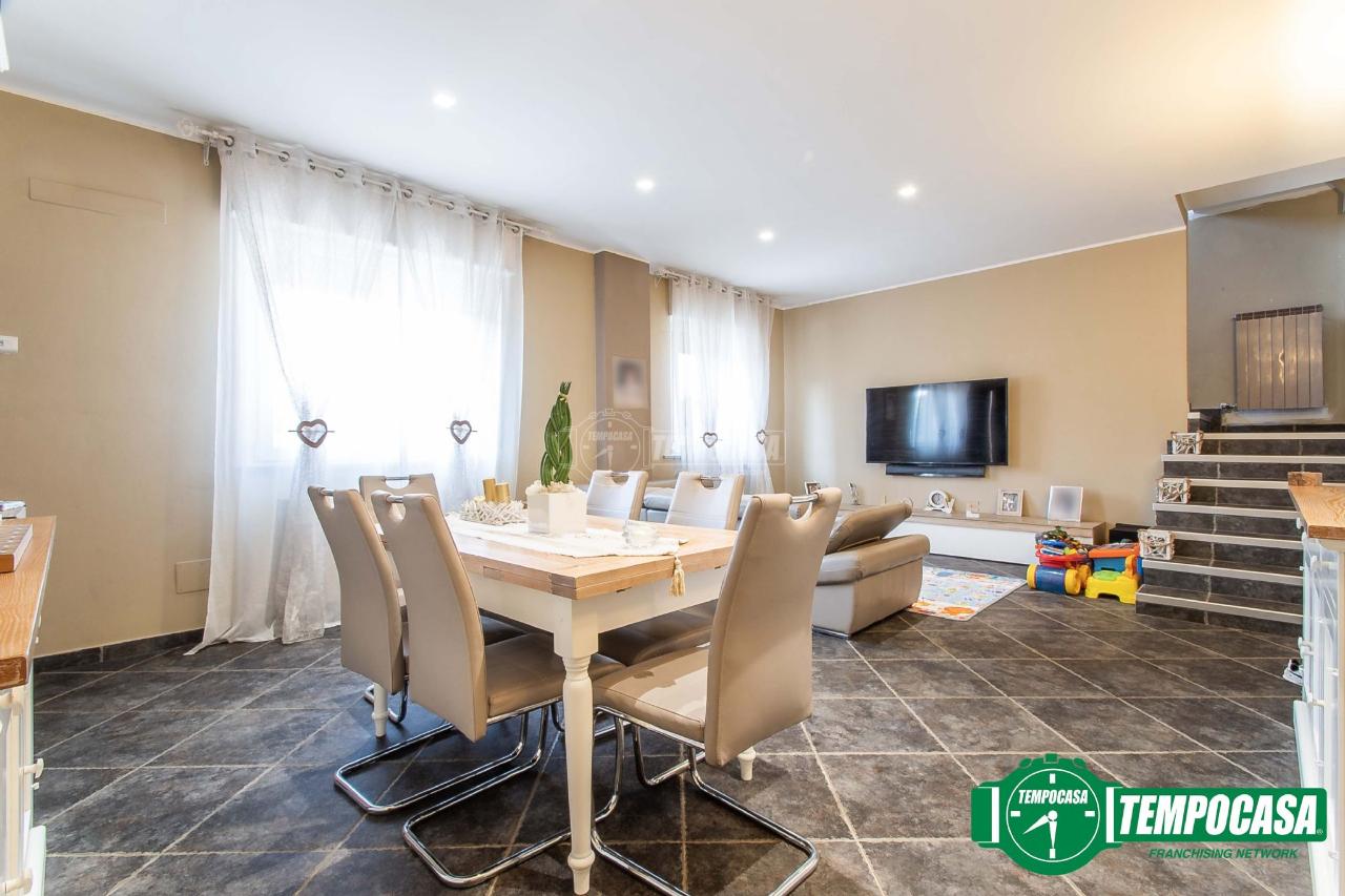 Appartamento in vendita a Rescaldina