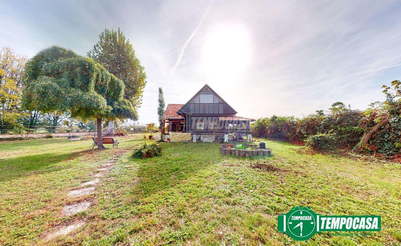 Casa indipendente in vendita a Alessandria