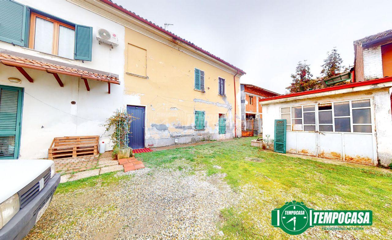 Trilocale in Via Tortona, Spinetta Marengo 87, Alessandria