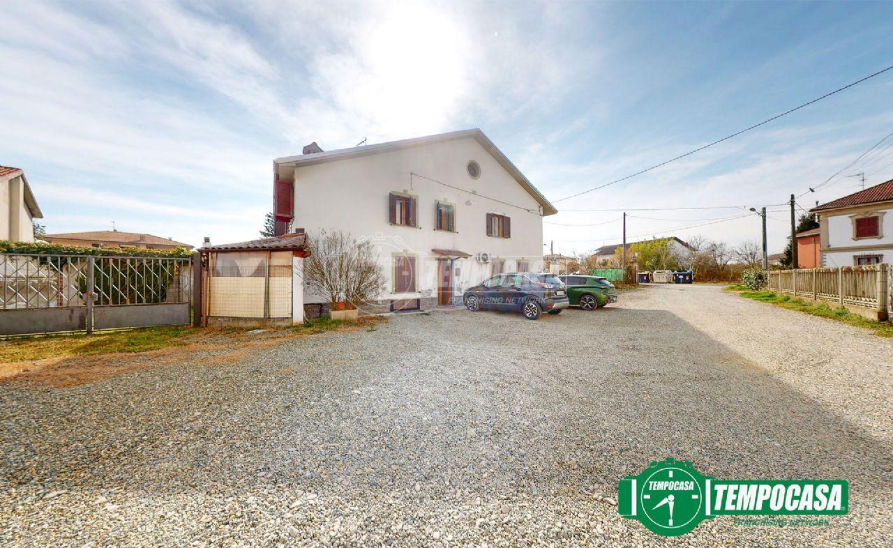 Casa indipendente in vendita a Alessandria