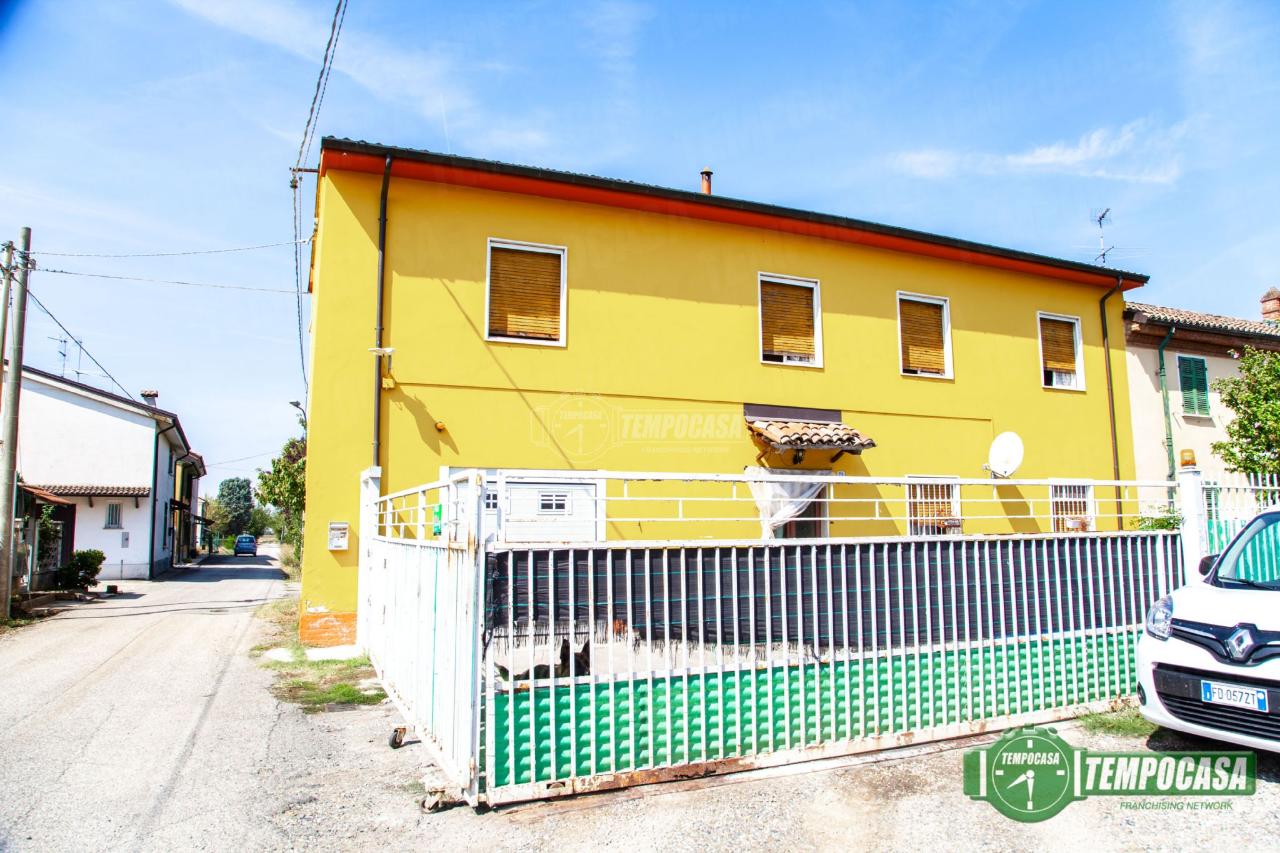 Casa indipendente in vendita a Alessandria