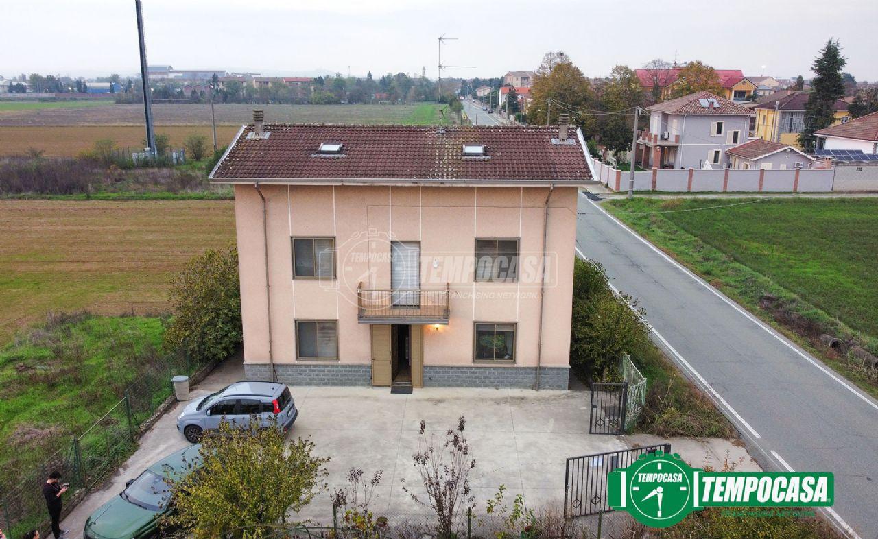 Casa indipendente in vendita a Alessandria
