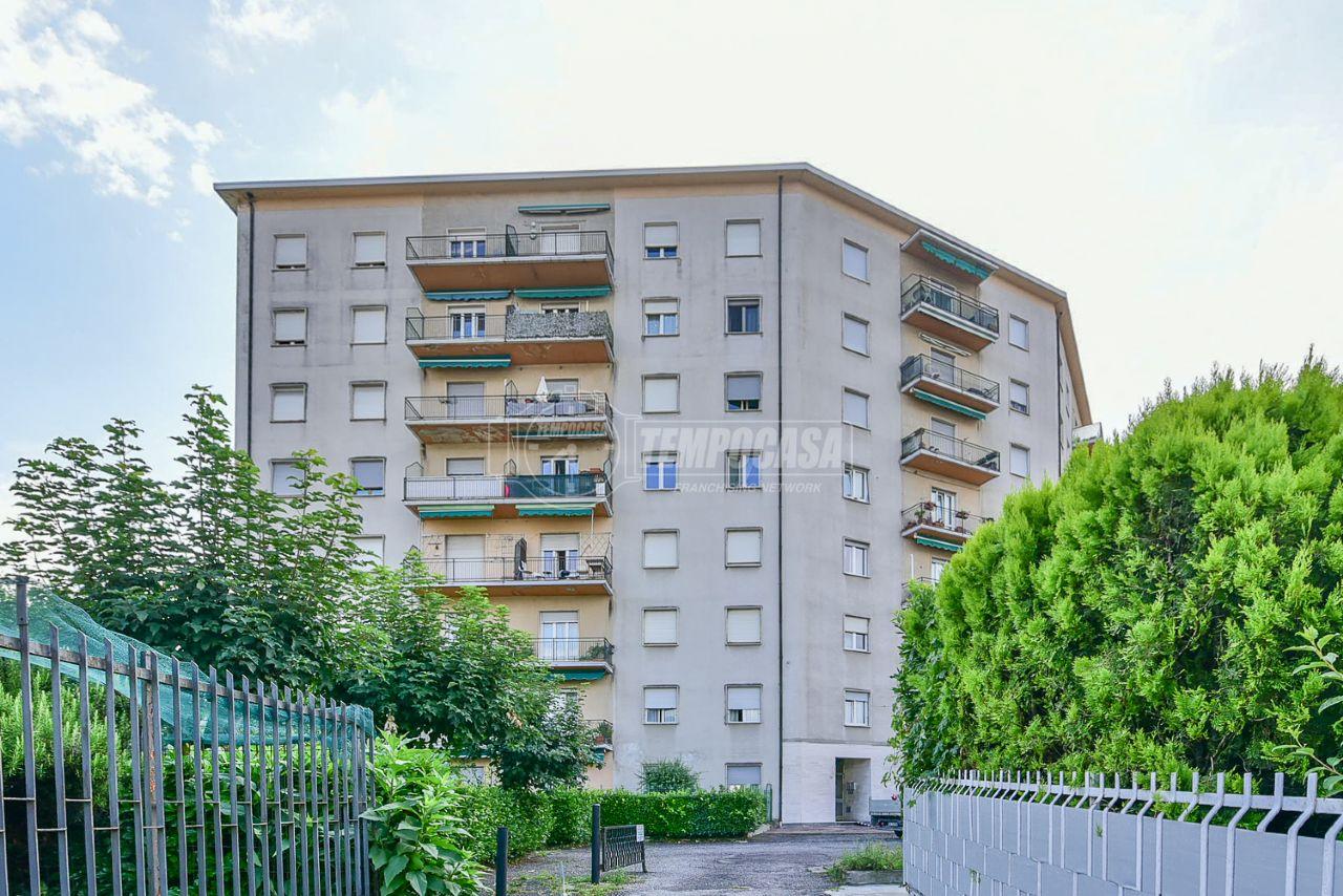 Appartamento in vendita a Lipomo