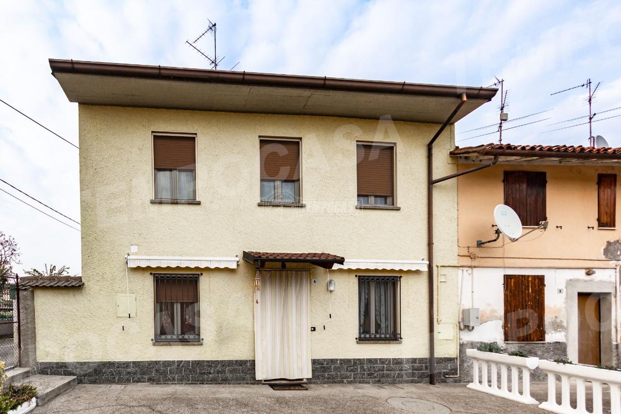 Casa indipendente in vendita a Trigolo