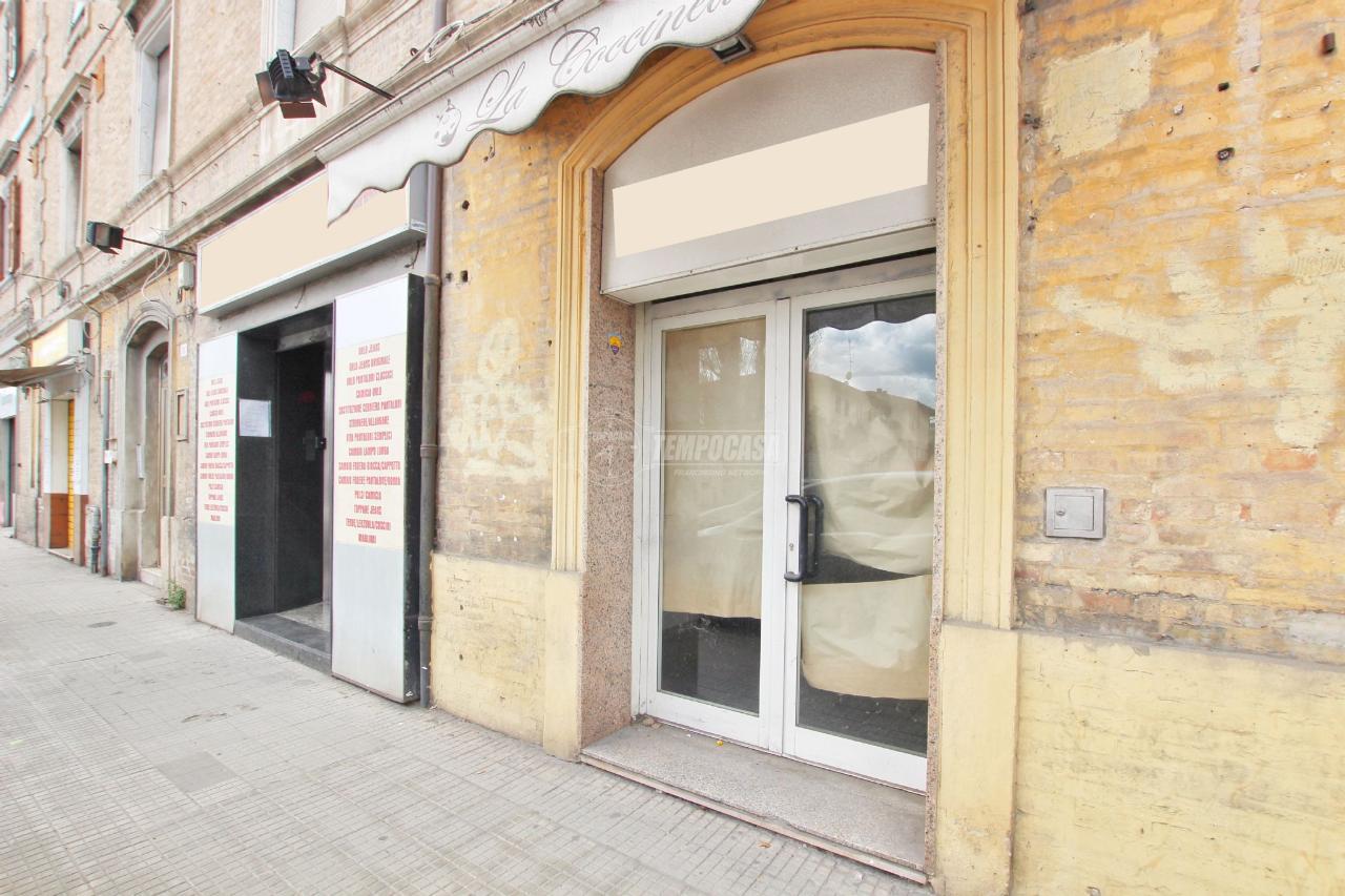 Negozio in vendita a Ancona