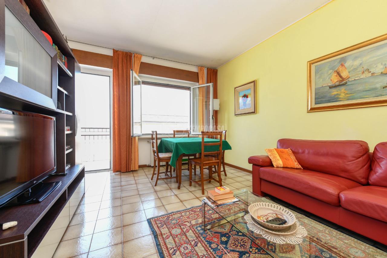 Appartamento in vendita a Peschiera Del Garda