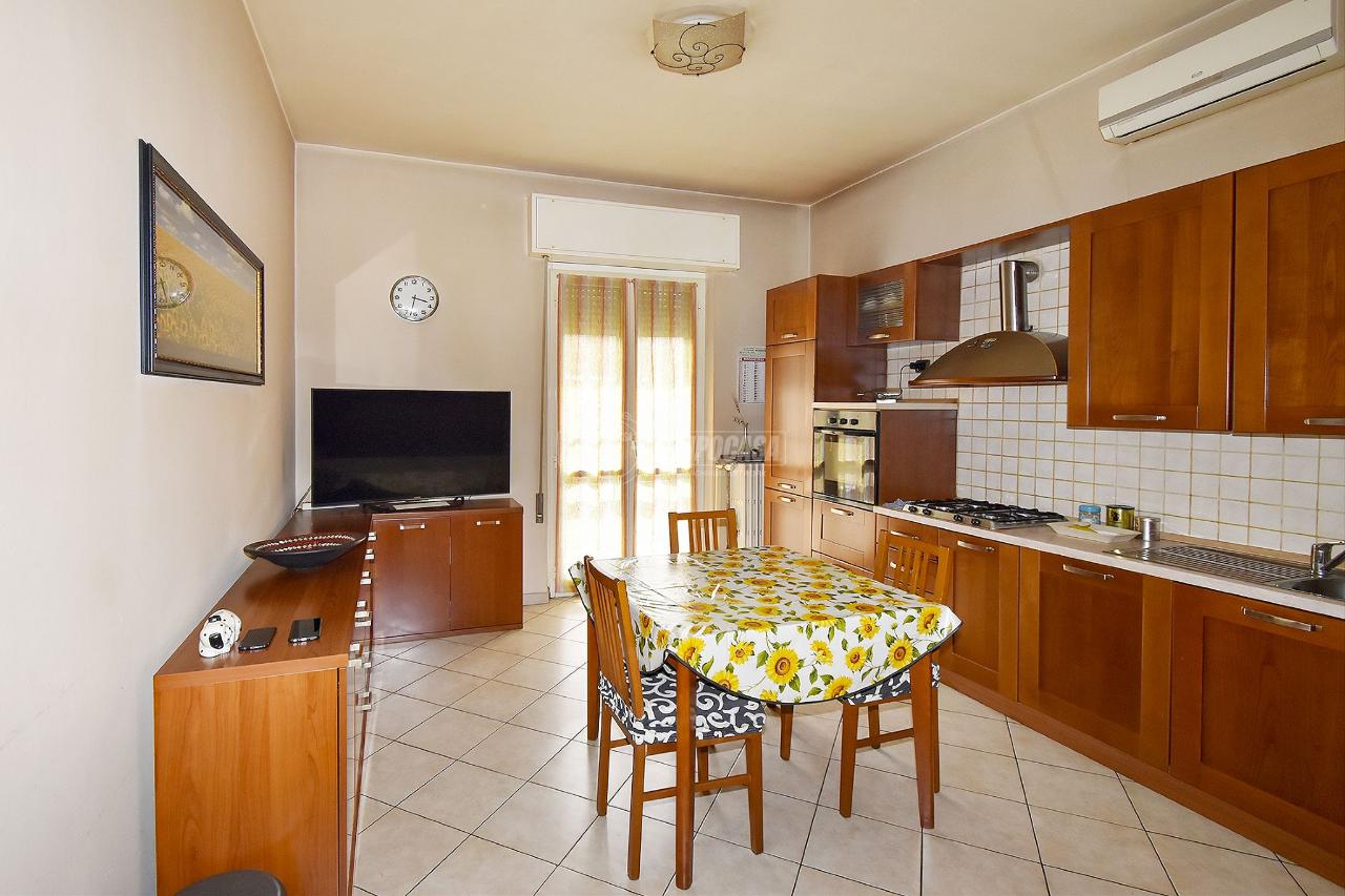 Appartamento in vendita a Rozzano