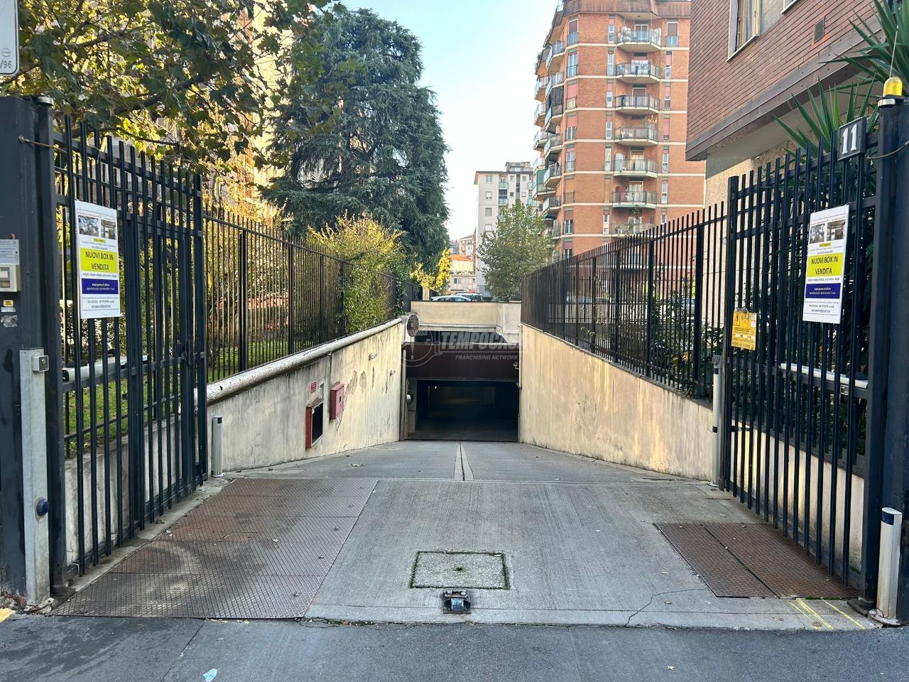 Box in vendita a Milano