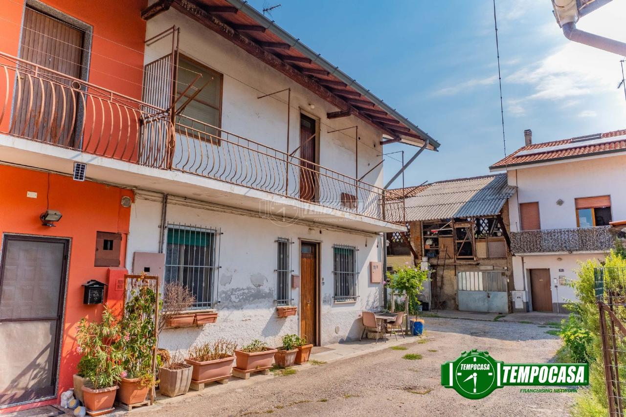 Casa indipendente in vendita a Ossona
