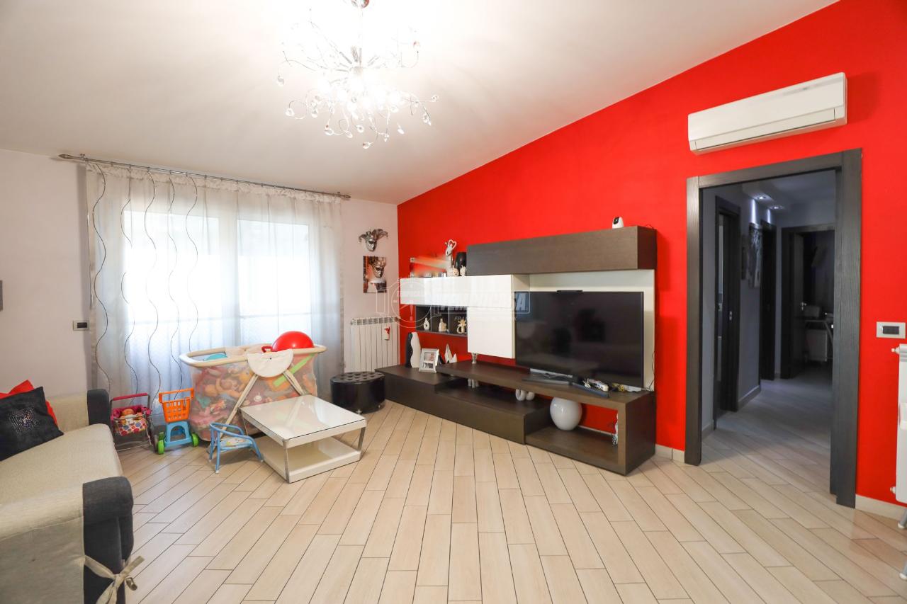 Appartamento in vendita a Gricignano Di Aversa