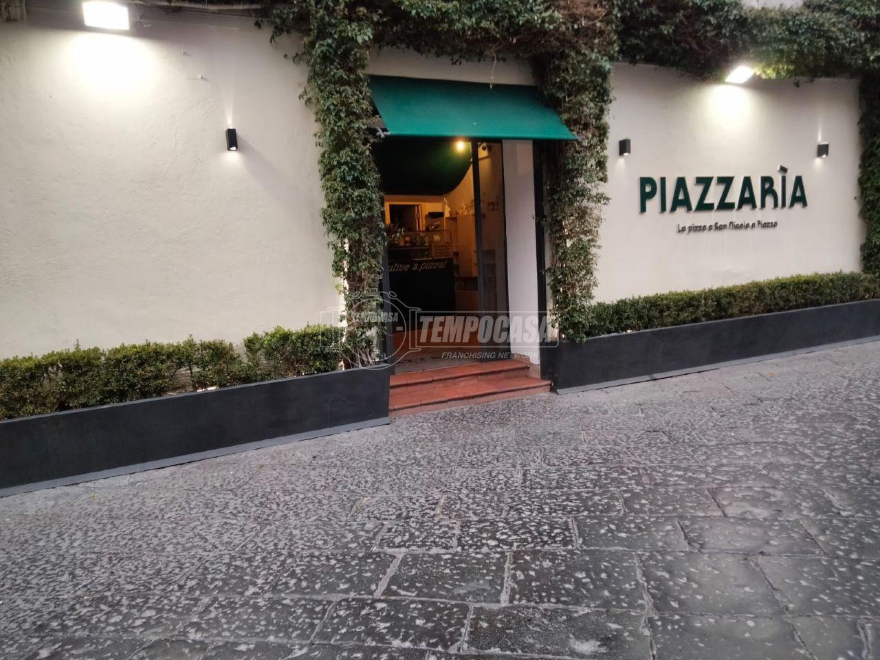 Negozio in vendita a Aversa