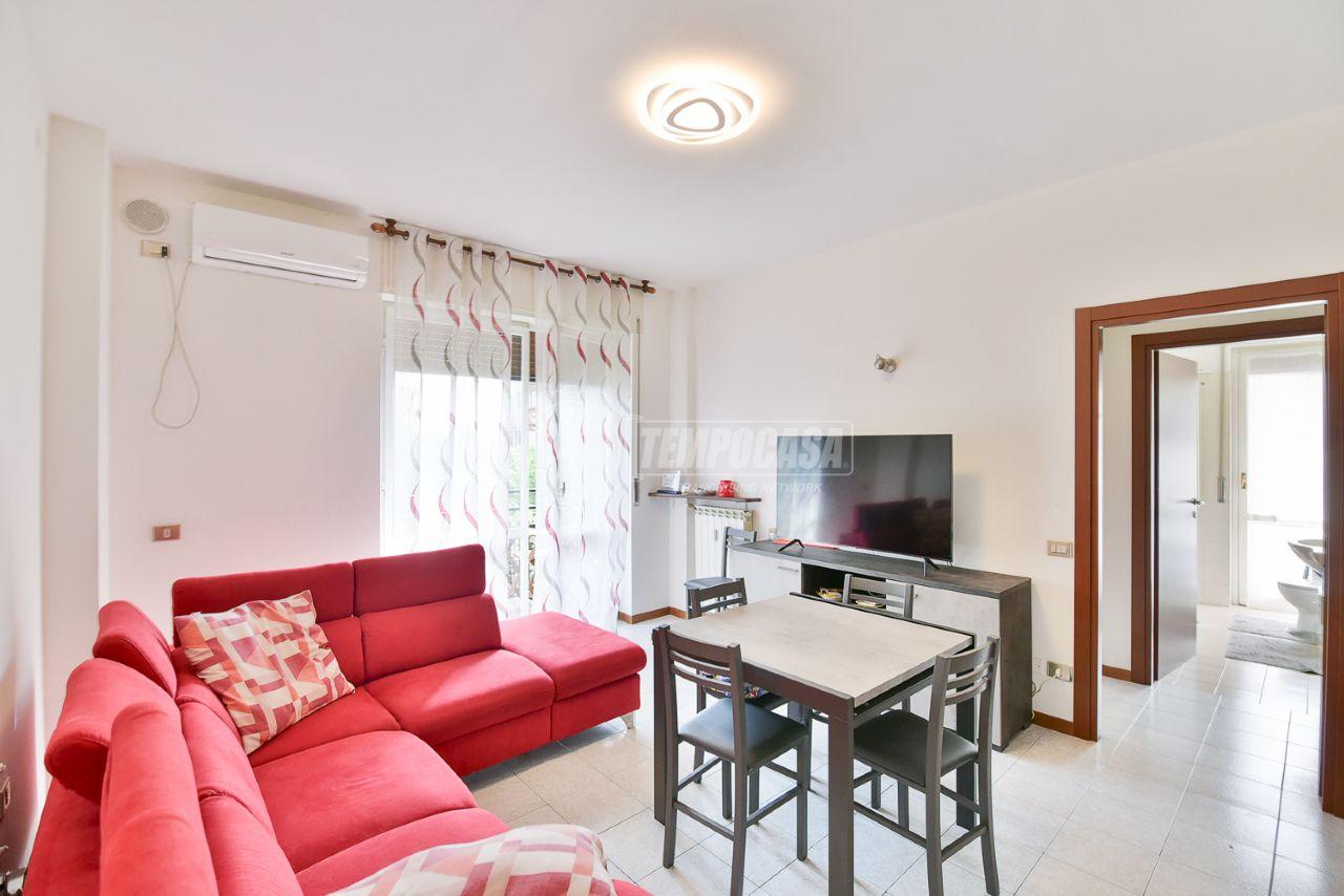 Appartamento in vendita a Erba