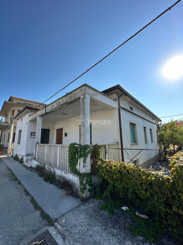 Casa indipendente in vendita a Martinsicuro