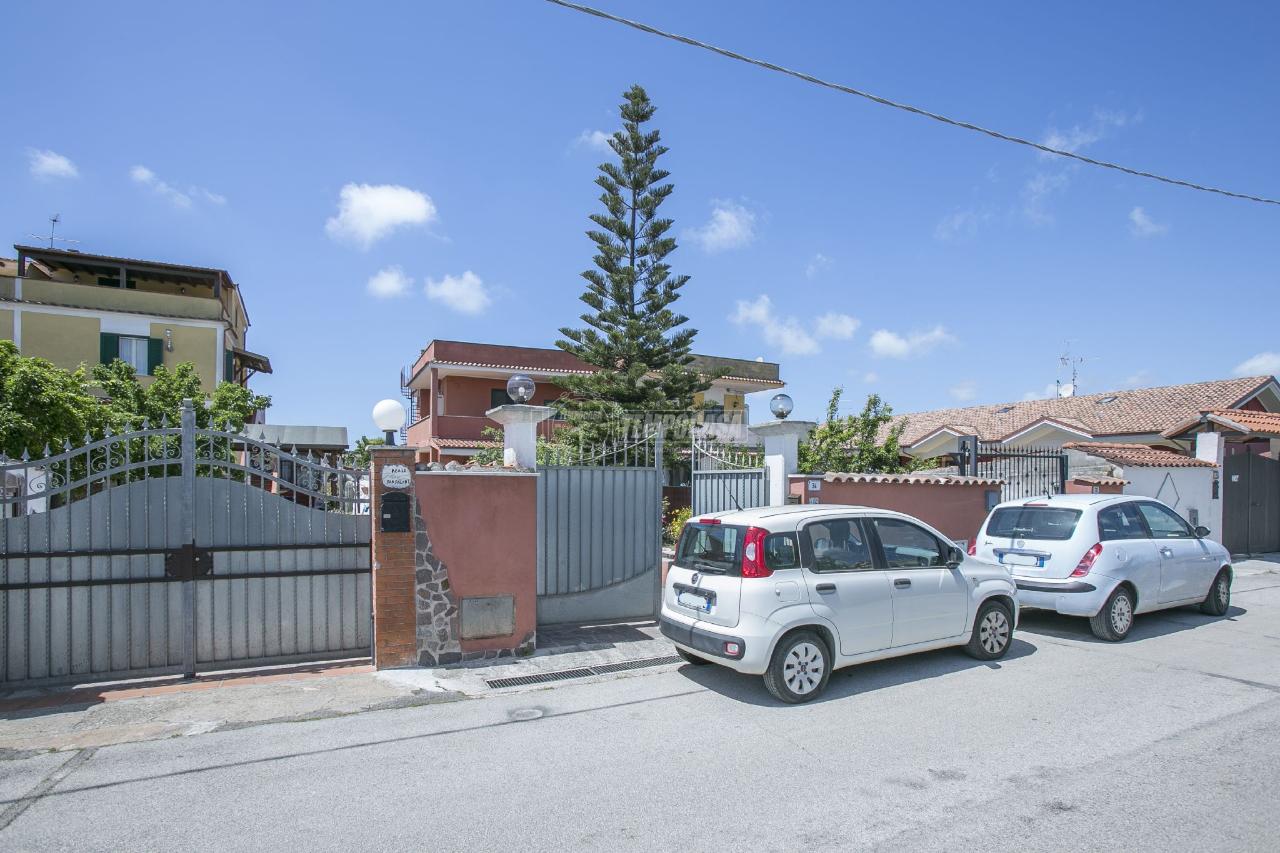 Villa a schiera in vendita a Ardea