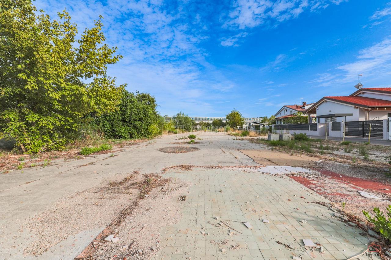 Terreno edificabile in vendita a Rimini