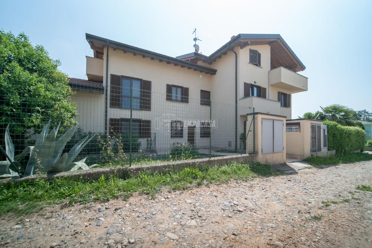 Appartamento in vendita a Carnago