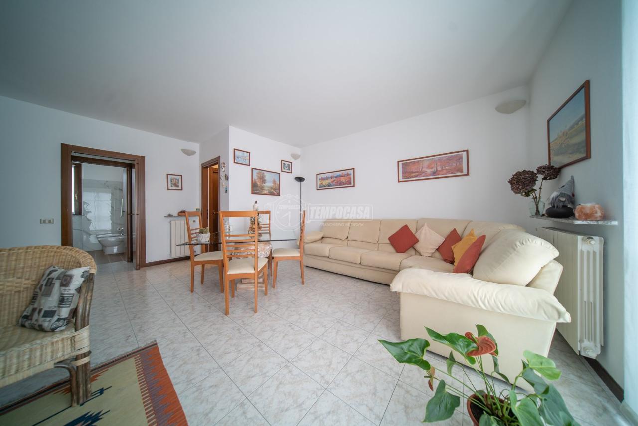 Appartamento in vendita a Carnago