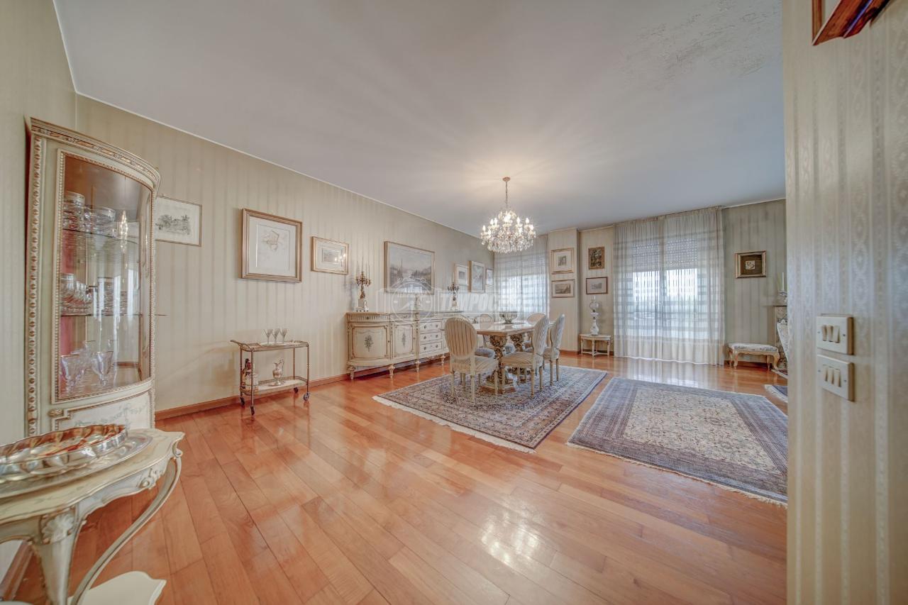 Quadrilocale in Via Moro Aldo 16, Oggiona con Santo Stefano