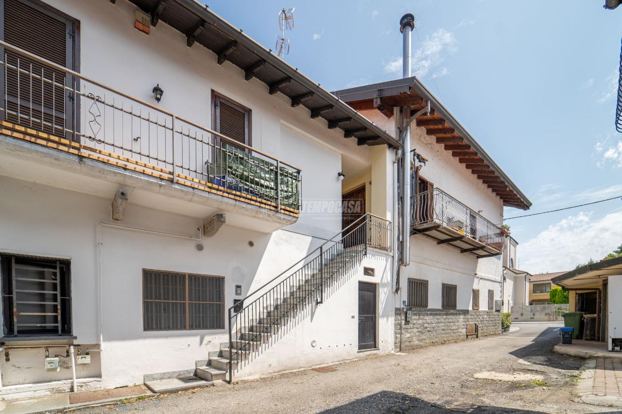 Appartamento in vendita a Oggiona Con Santo Stefano