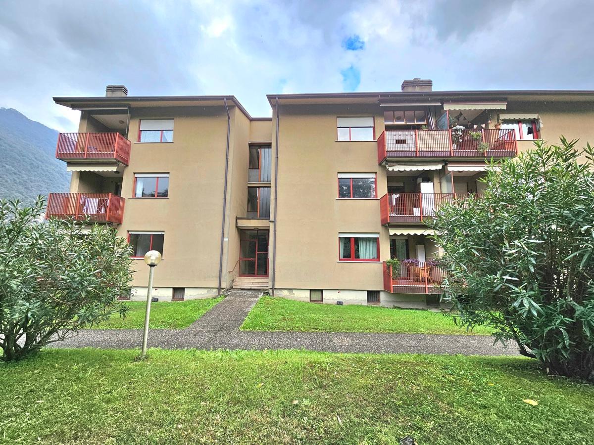 Appartamento in vendita a Laveno Mombello