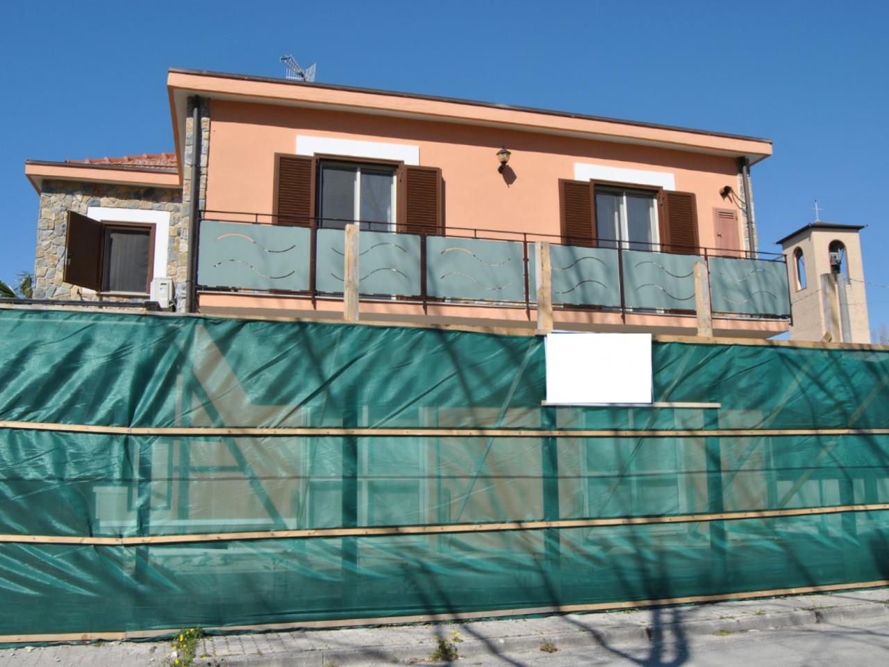 Negozio in affitto a Capaccio