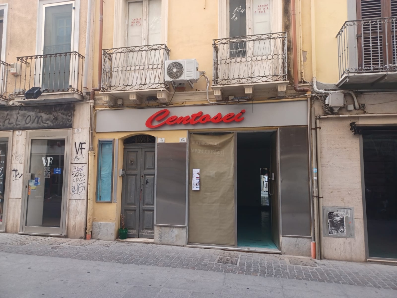 Negozio in affitto a Cagliari