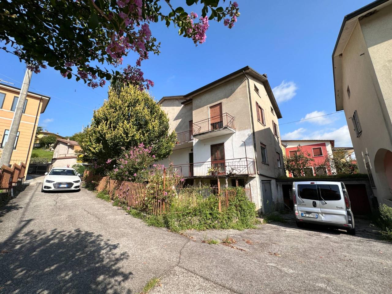 Appartamento in vendita a Castelgomberto