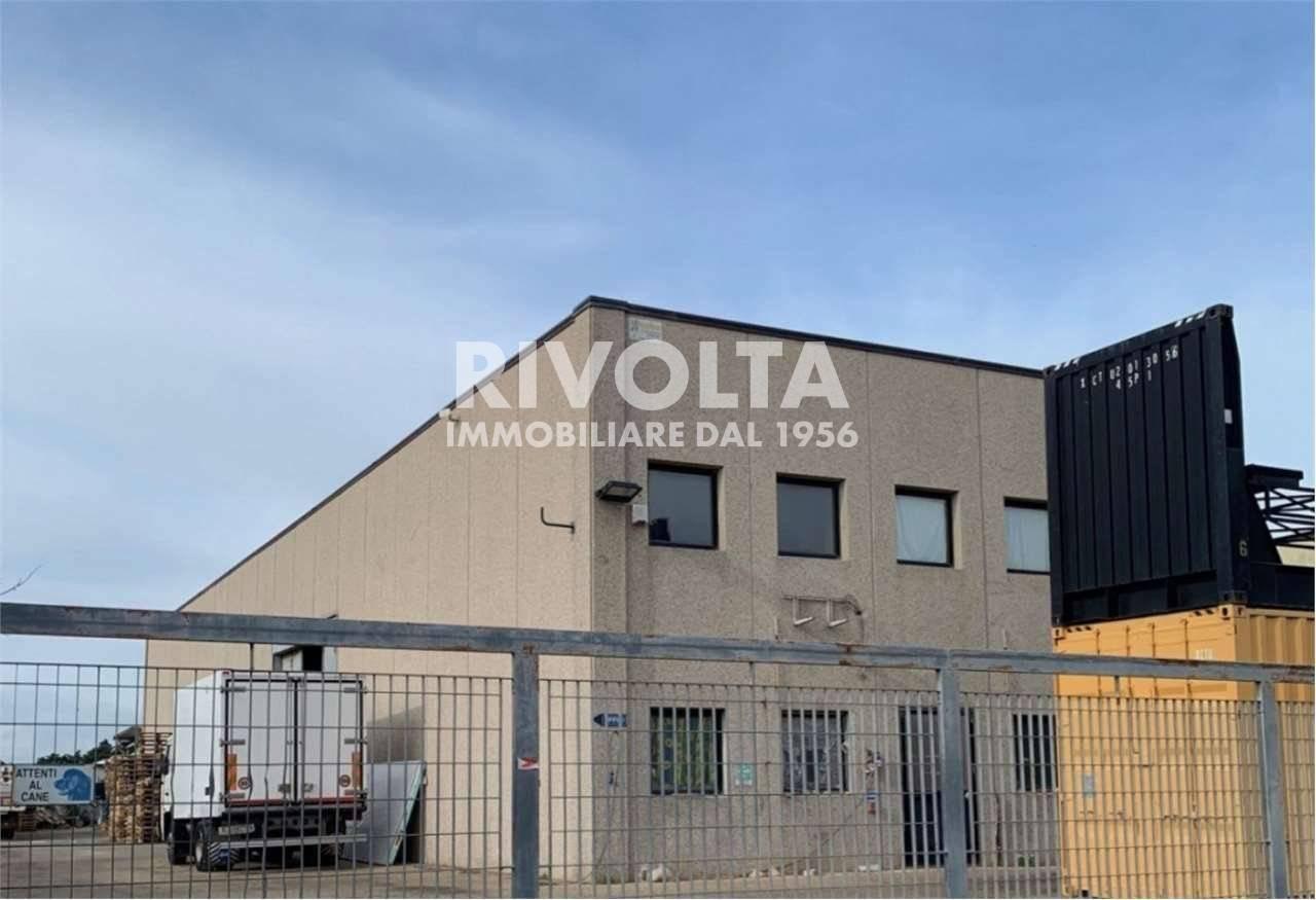 Negozio in vendita a Civitavecchia