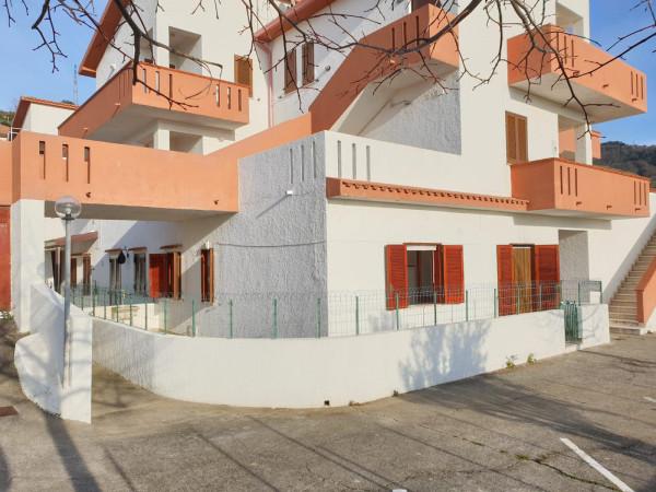 Appartamento in vendita a Sangineto
