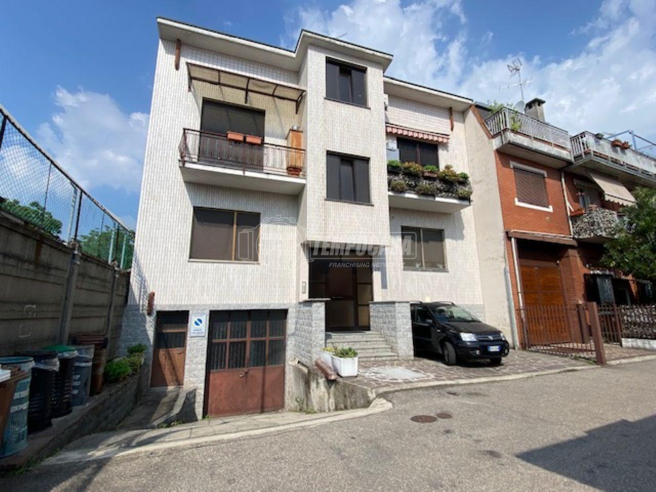 Magazzino in vendita a Bresso