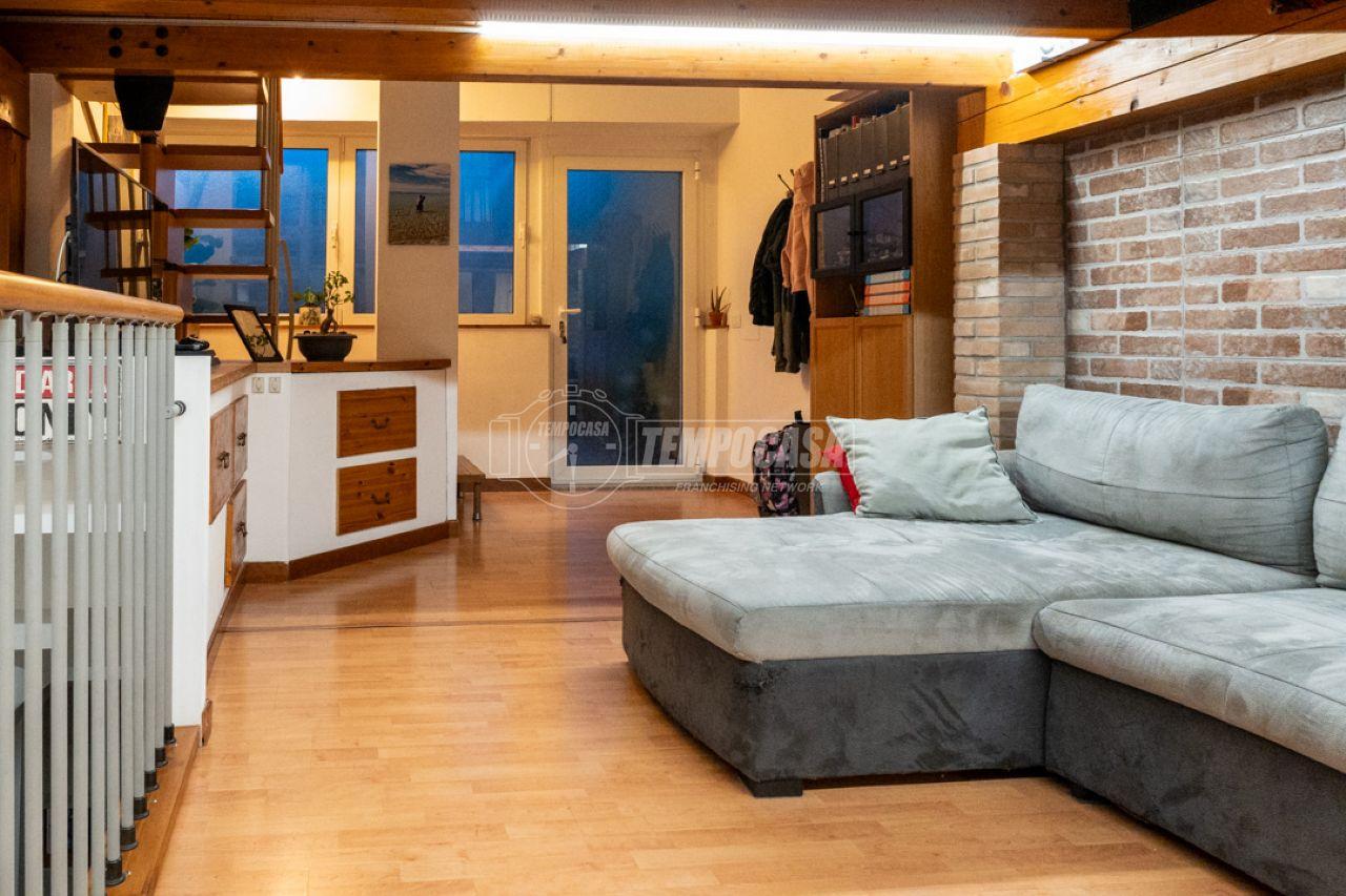 Appartamento in vendita a Cormano