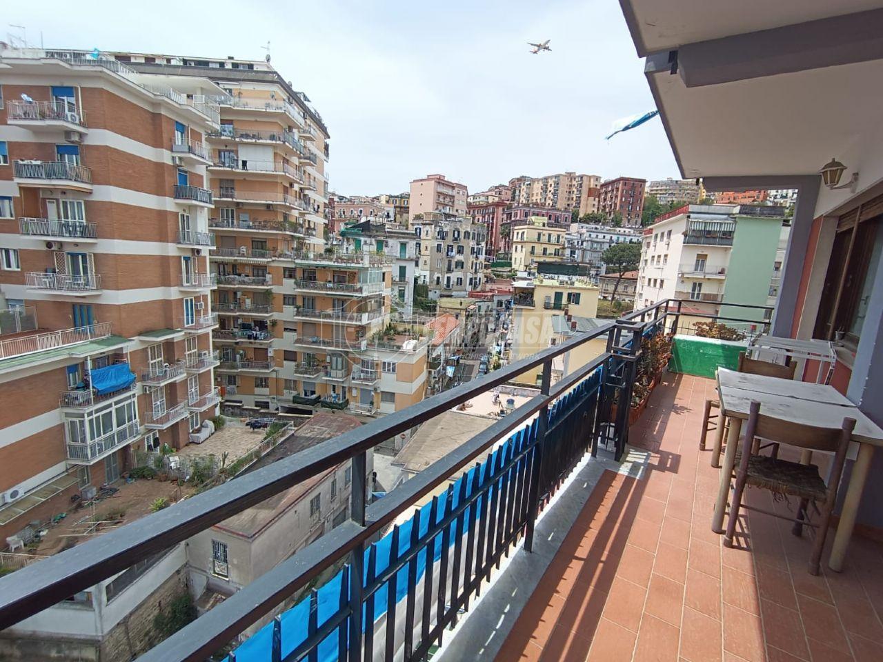 Appartamento in vendita a Napoli