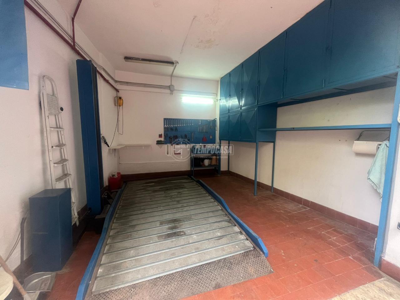 Box in vendita a Napoli
