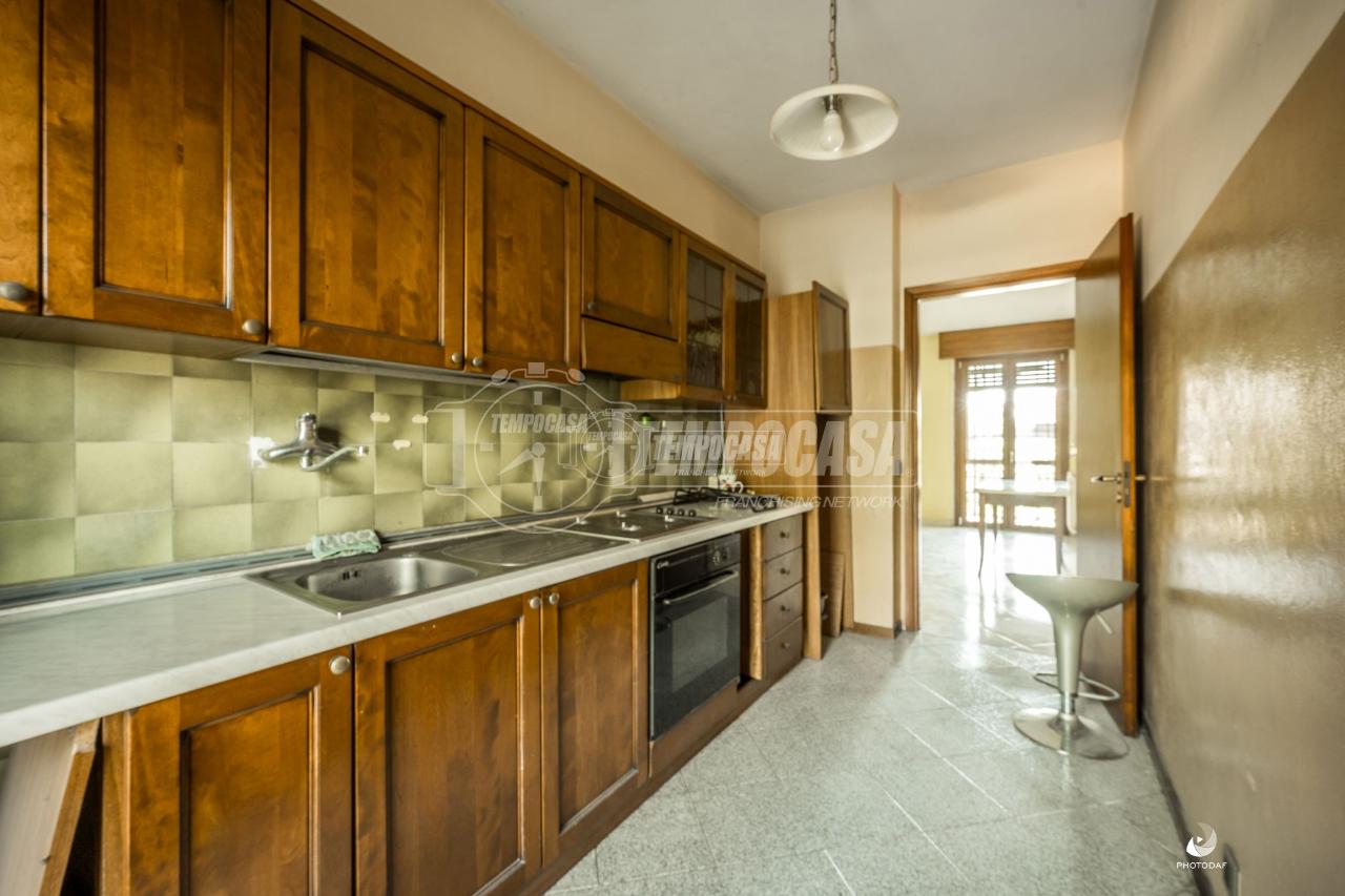 Appartamento in vendita a Modena